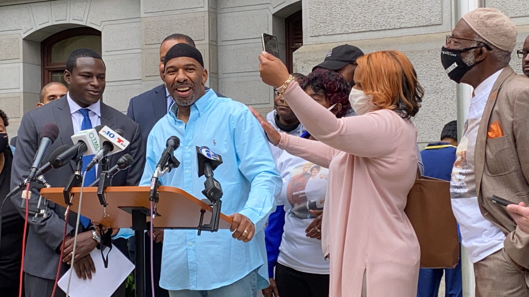 Eric Riddick Released from Prison 29 Years After Wrongful Conviction ...